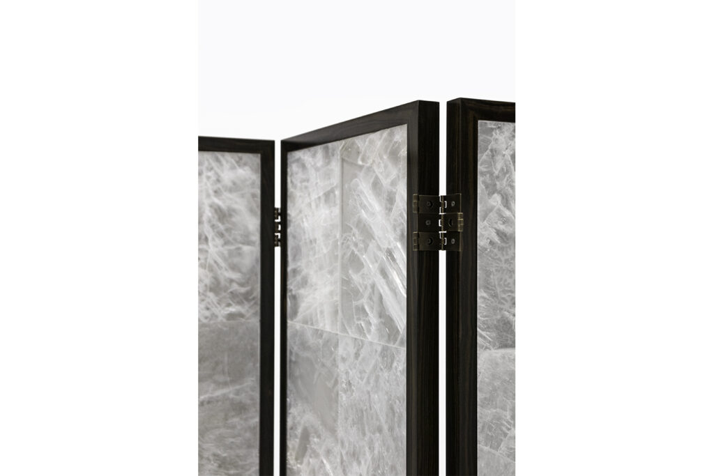 Screen in Gypsum & Macassar Ebony